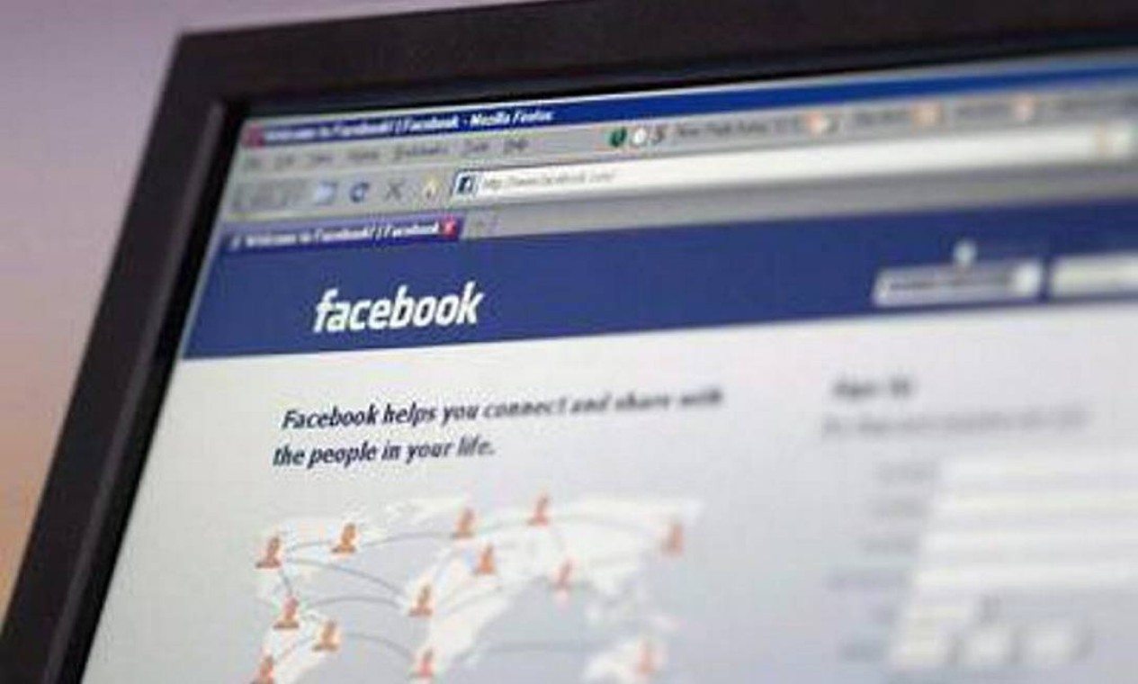 Vídeo na internet faz piada com os personagens do Facebook: a curtidora ...