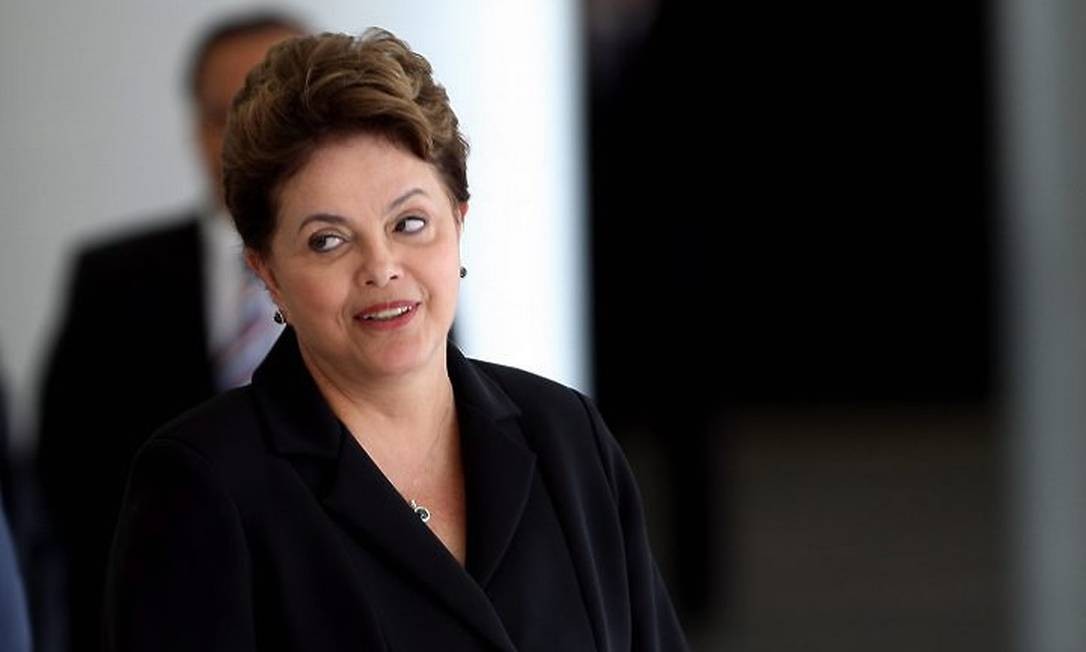 Dilma chega a Portugal para participar de homenagem a Lula e discutir ...
