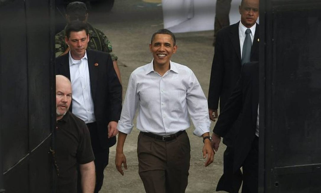 Líbia divide atenção de Obama na visita ao Rio - Jornal O Globo