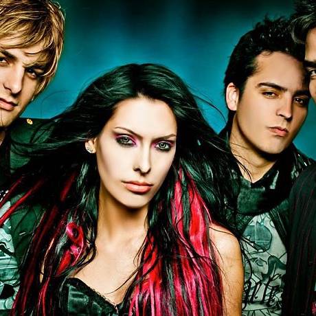 Clipe da música 'Friday', com a cantora teen Rebecca Black, vira hit no ...