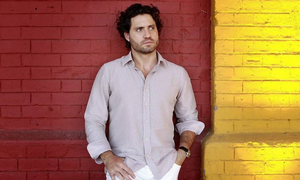 Venezuelano Édgar Ramírez esteve no Rio para a estreia do 'thriller ...