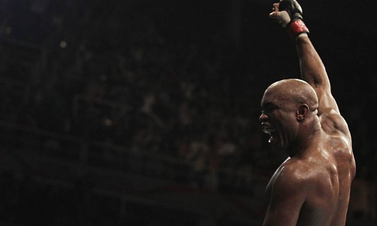 Anderson brinca de Capitão Nascimento e reclama de vaias para o ...