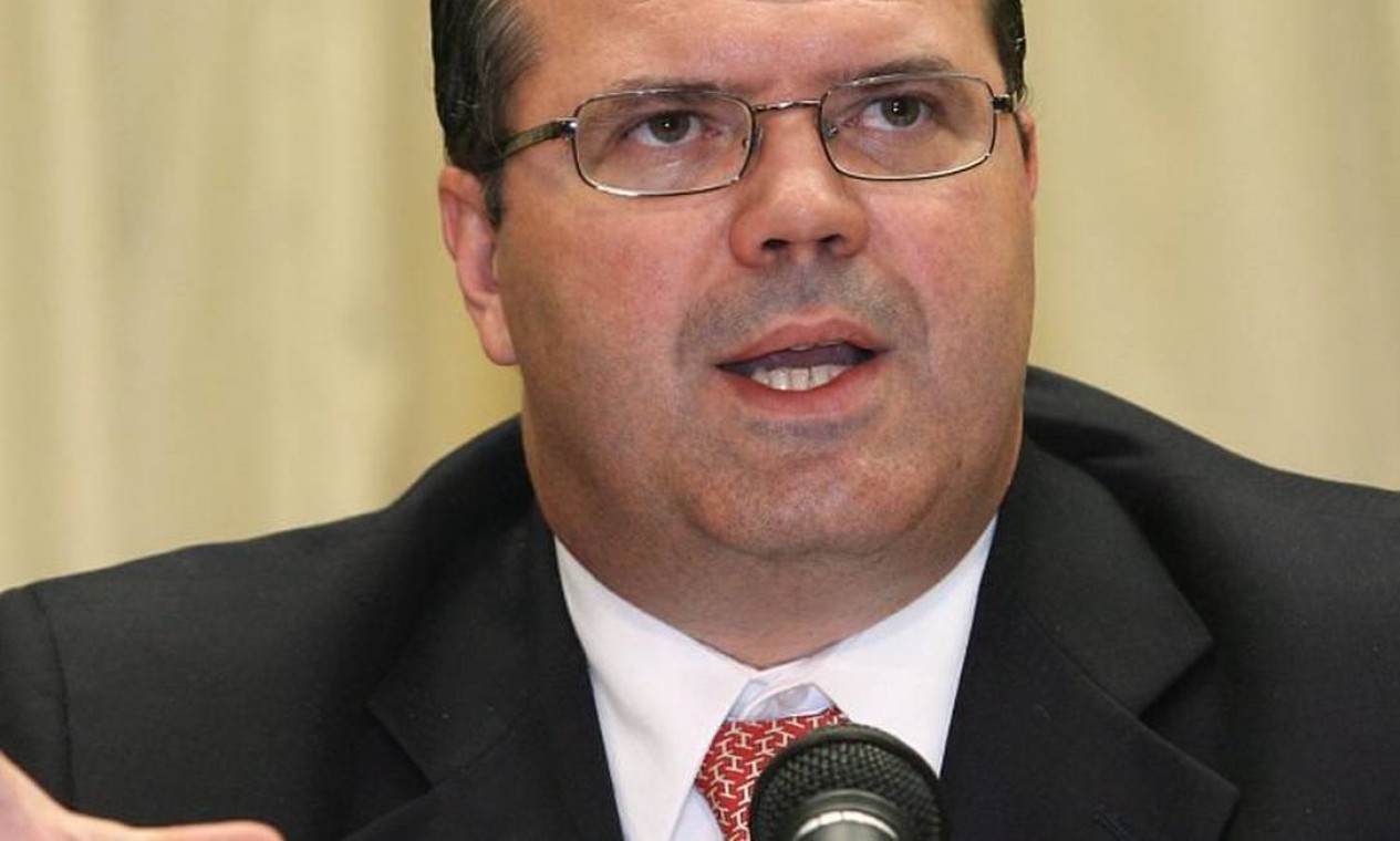 Alexandre Tombini, futuro presidente do Banco Central, tem tato para ...