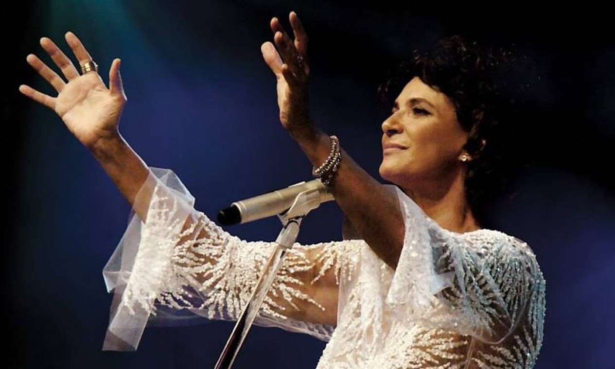 Aos 60 anos, a cantora Simone lança disco e avalia carreira: 'Errei ...