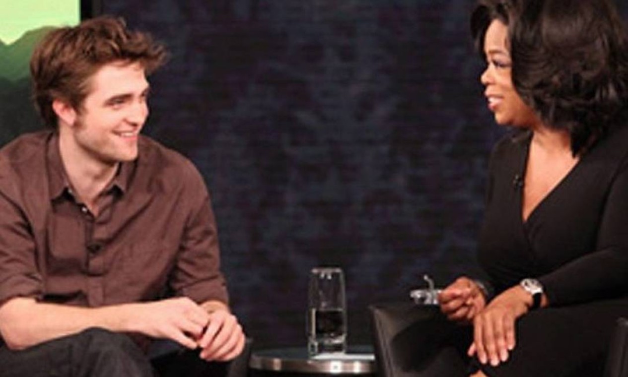 A poderosa apresentadora Oprah Winfrey tem vida esmiuçada em biografia ...