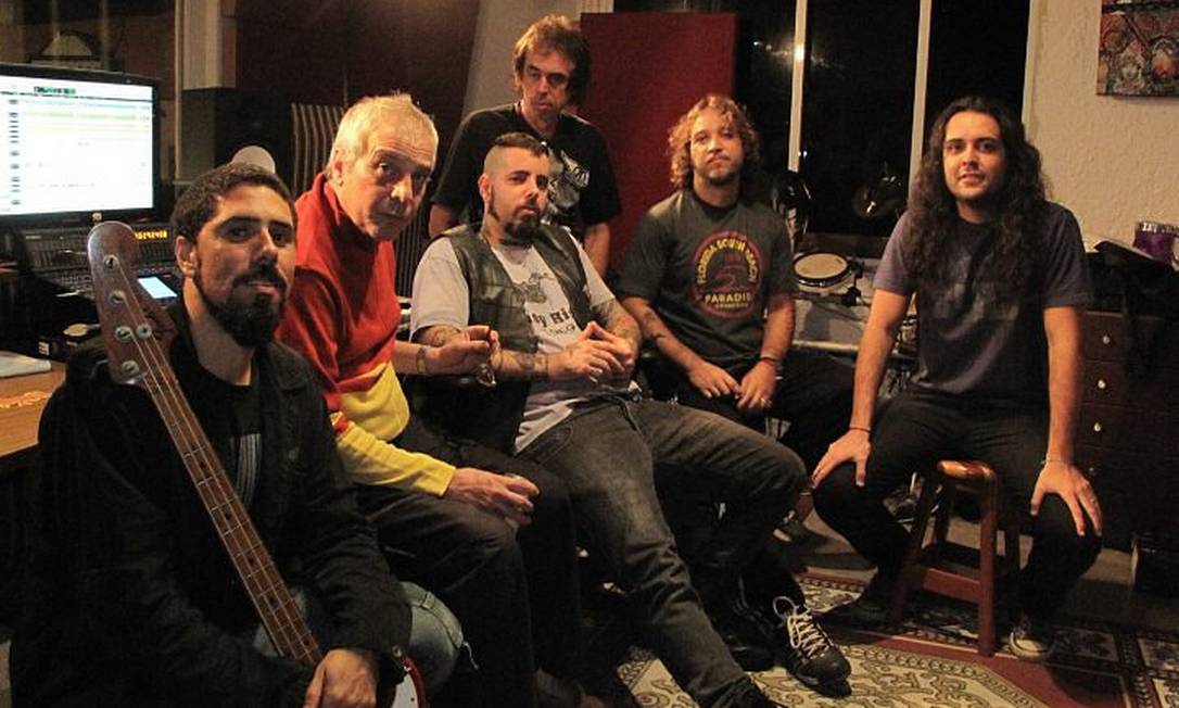 Detonautas grava CD como banda de apoio de Celso Blues Boy - Jornal O Globo