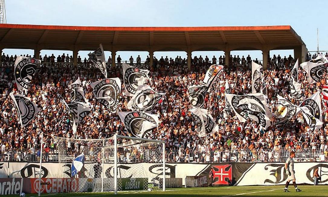 Vasco avança às quartas de final da Copa do Brasil nos 83 anos de São ...