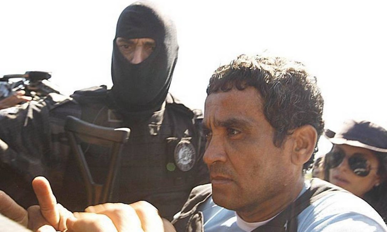 Corpos de jovens mortos em Luziânia começam a ser reconhecidos nesta ...