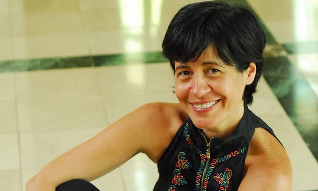 Uma das autoras de 'Cama de gato', Thelma Guedes se divide entre a TV e ...