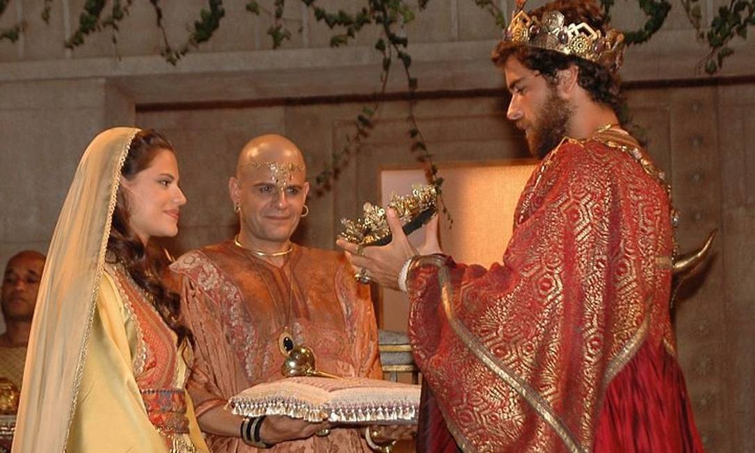 Record estreia 'A história de Ester', minissérie que retrata batalha em ...