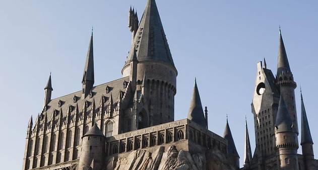 Verdadeiro Castelo De Hogwarts 579 Castelo De Alnwick Stock Photos,