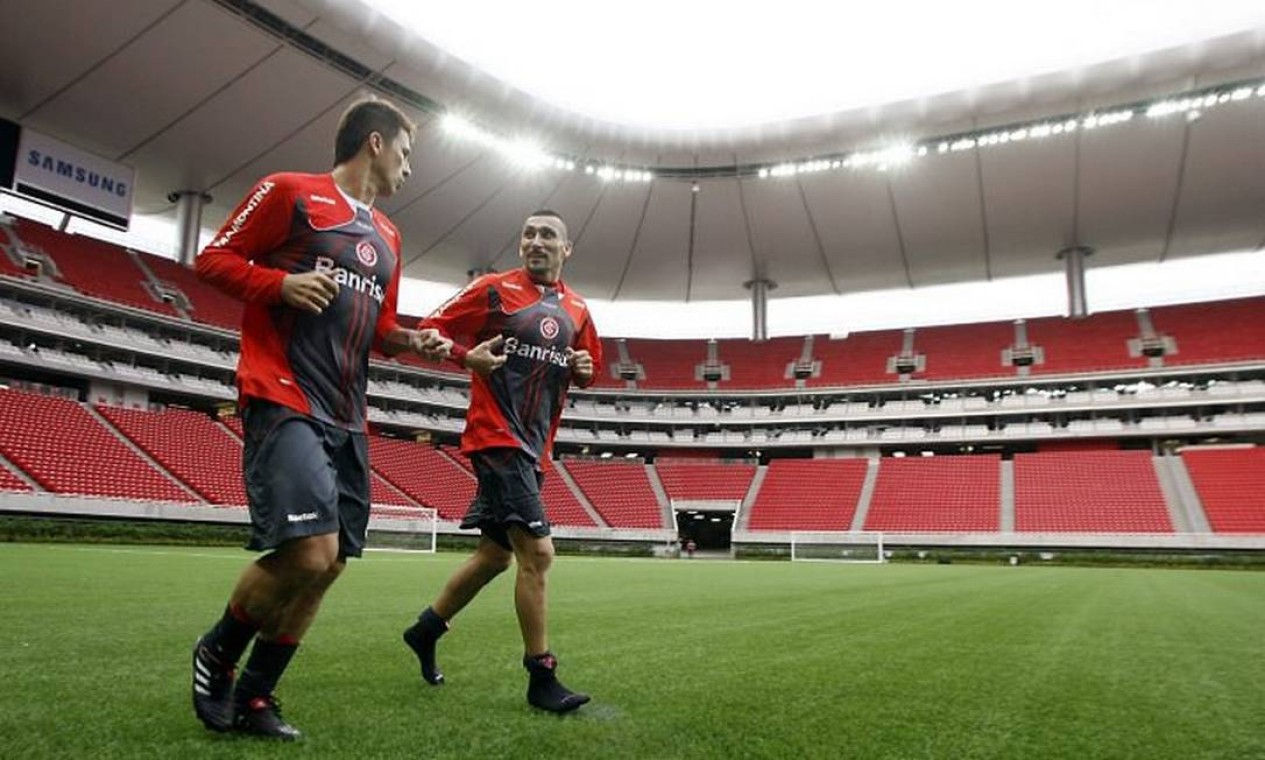 Inter encara o Chivas no México no primeiro jogo da decisão da ...