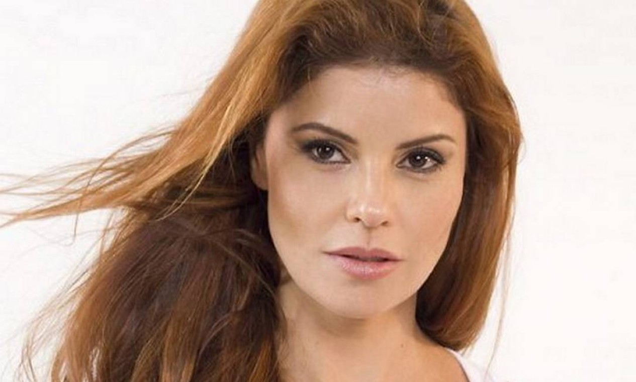 Em sua estreia como apresentadora, Roberta Foster dará plástica em ...