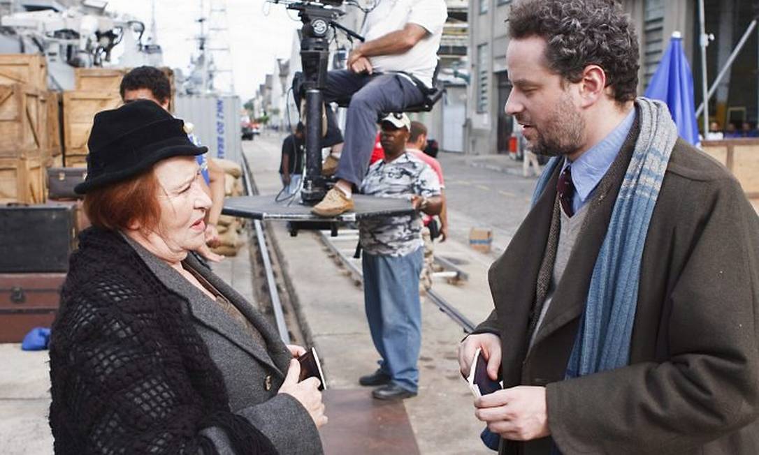 Mãe de Dan Stulbach revive no filme 'Tempos de paz' a chegada como ...