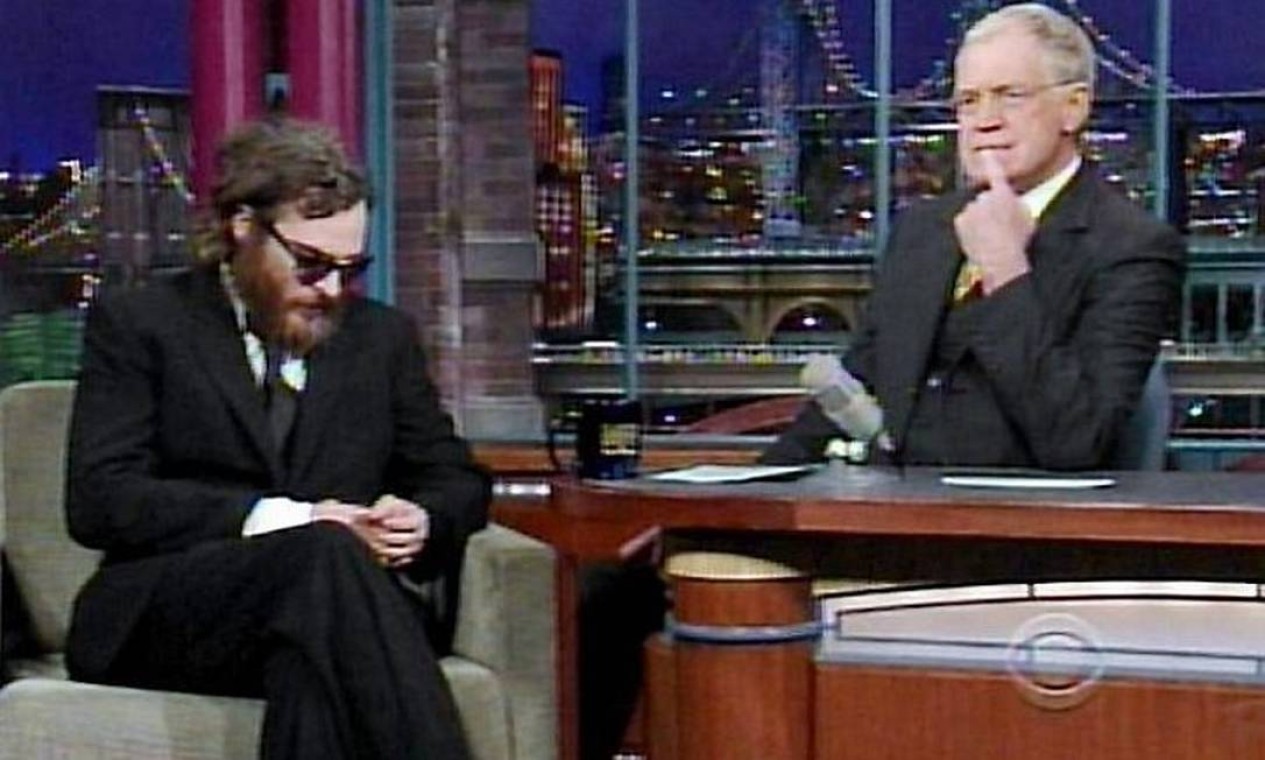 Joaquin Phoenix dá vexame em entrevista para David Letterman - Jornal O ...