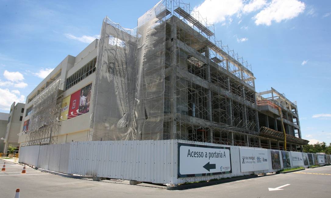 Mudanças na paisagem da Barra e shoppings - Jornal O Globo