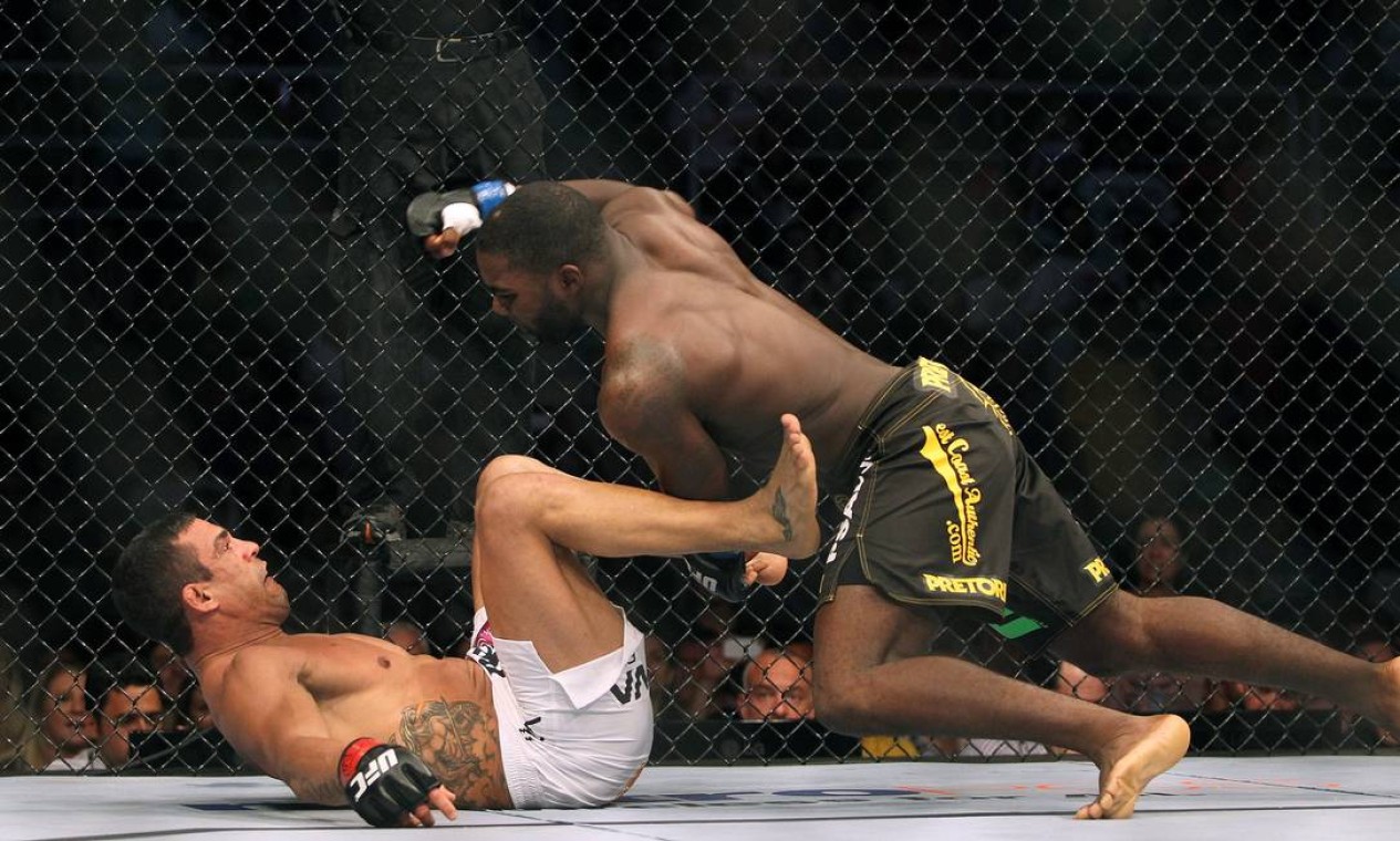 Veja imagens dos confrontos do UFC 142, no Rio - Jornal O Globo