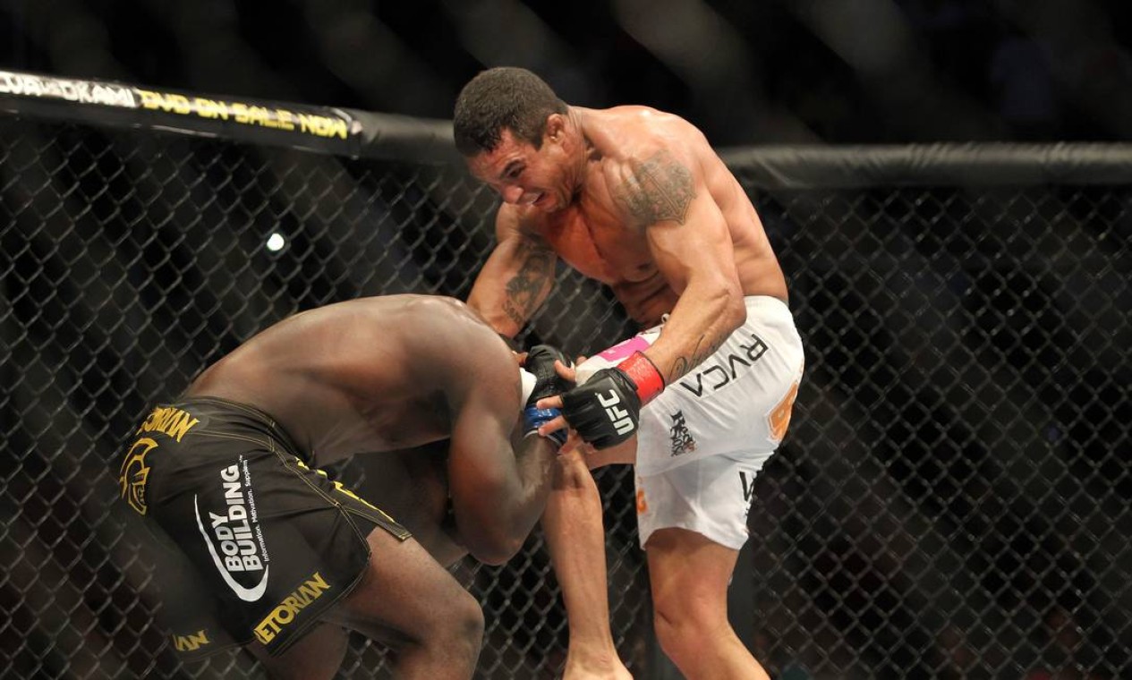 Veja imagens dos confrontos do UFC 142, no Rio - Jornal O Globo