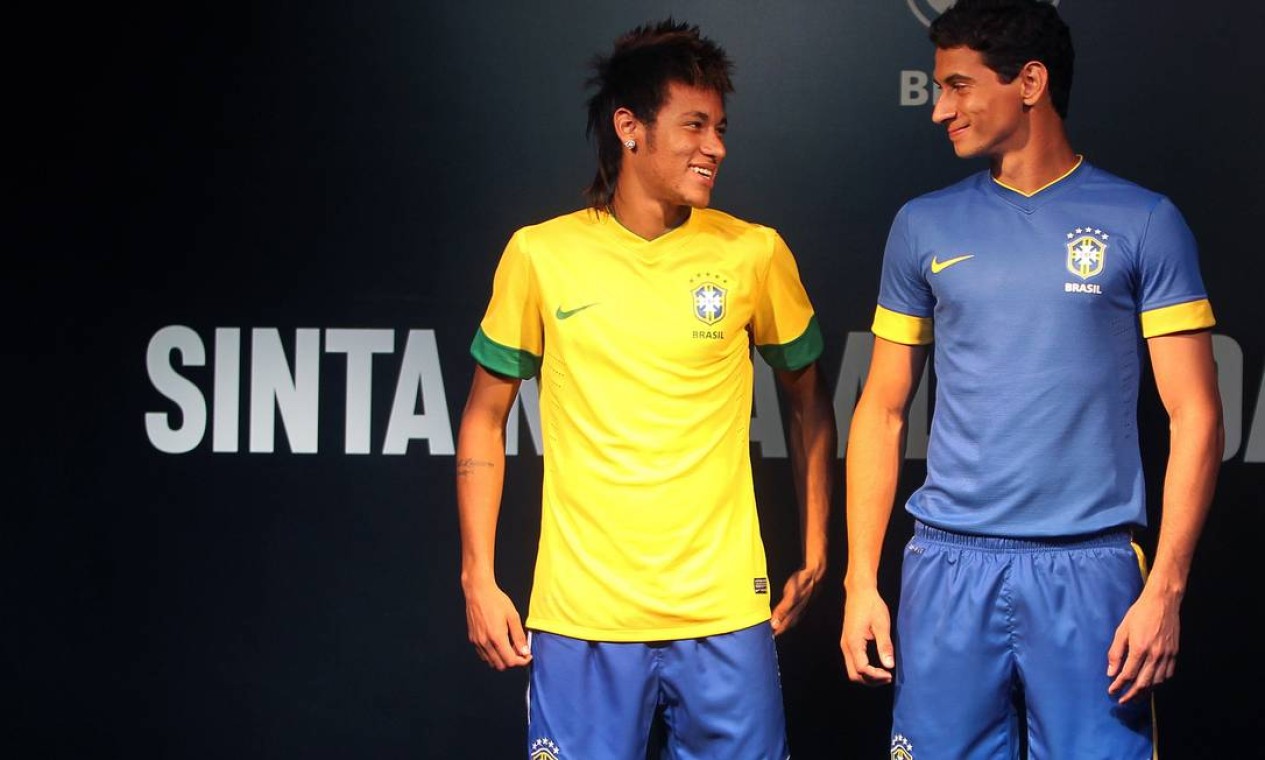 Seleção brasileira apresenta novo uniforme - Jornal O Globo