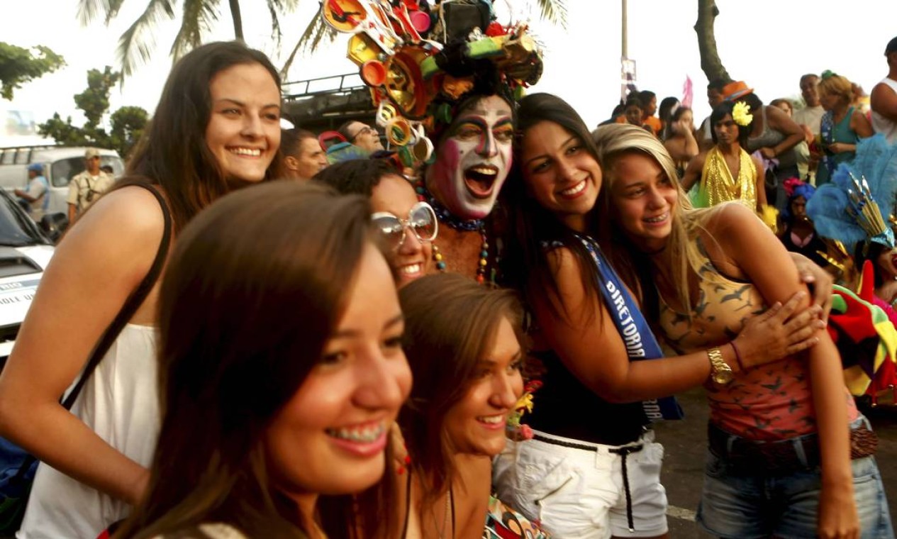 Veja mais fotos do terceiro desfile da Banda de Ipanema - Jornal O Globo