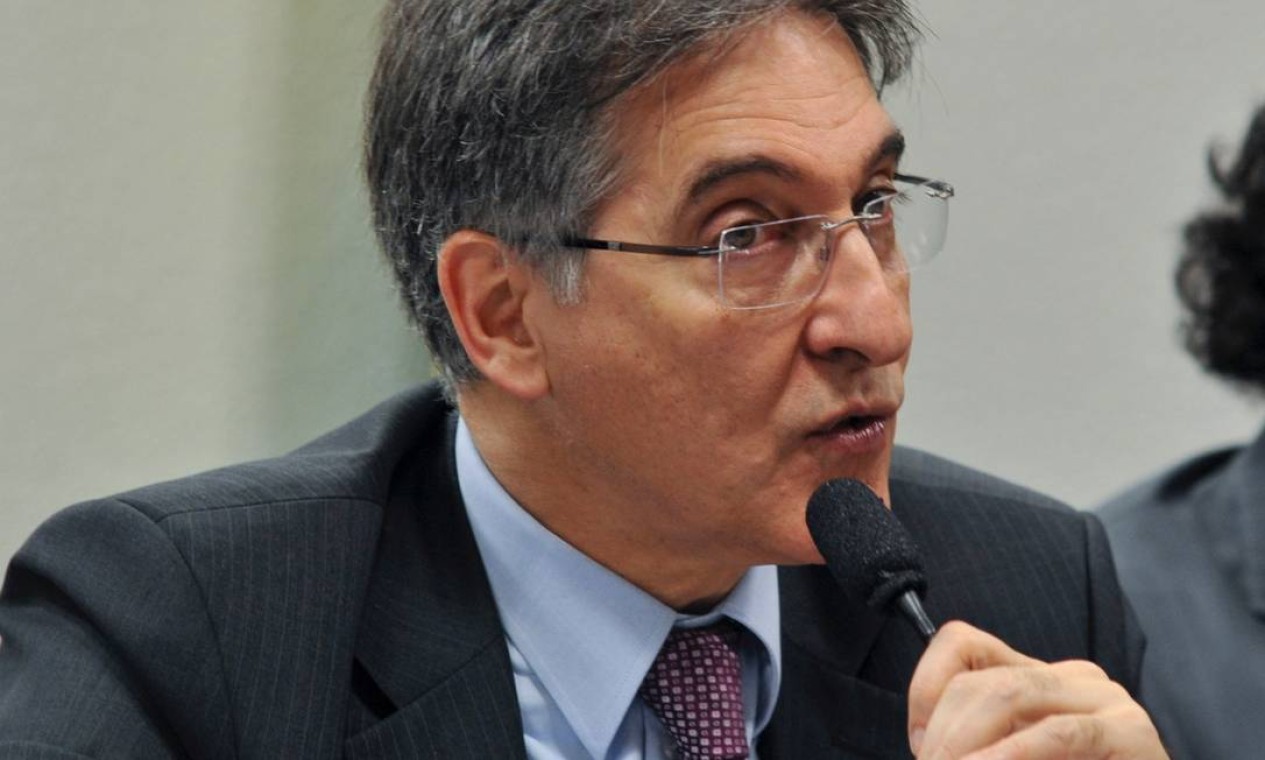 Procuradoria denuncia ministro Fernando Pimentel ao STF - Jornal O Globo
