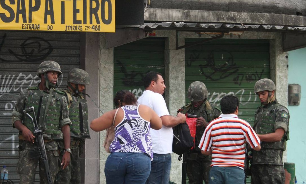 Relembre os momentos que marcaram o Complexo do Alemão desde a ocupação ...