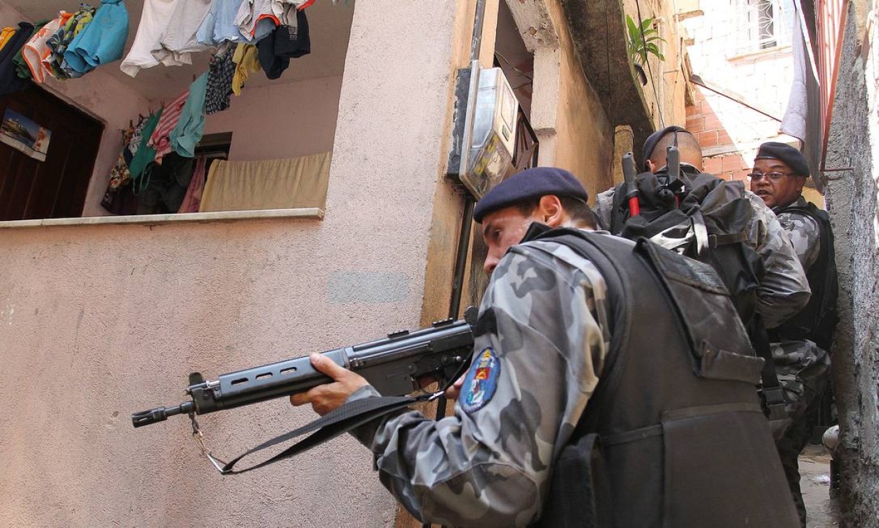 Veja as imagens da operação da Polícia Militar na Rocinha - Jornal O Globo