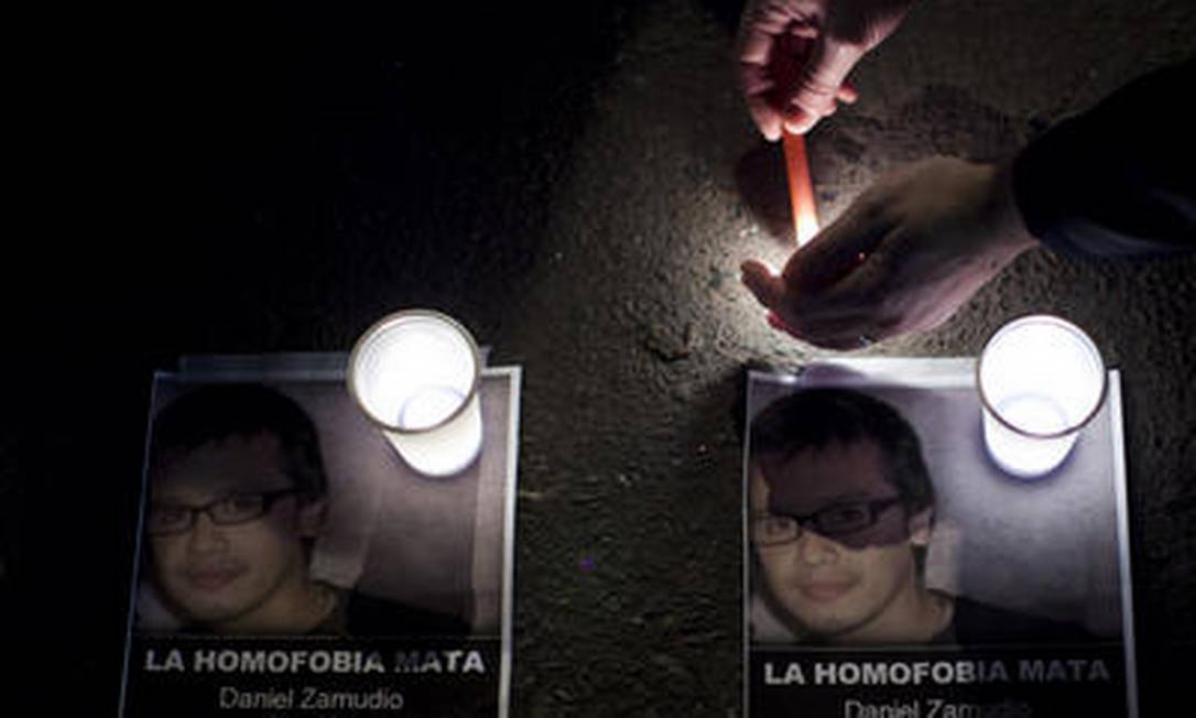 Após morte de gay, Chile aprova projeto de lei antidiscriminação ...