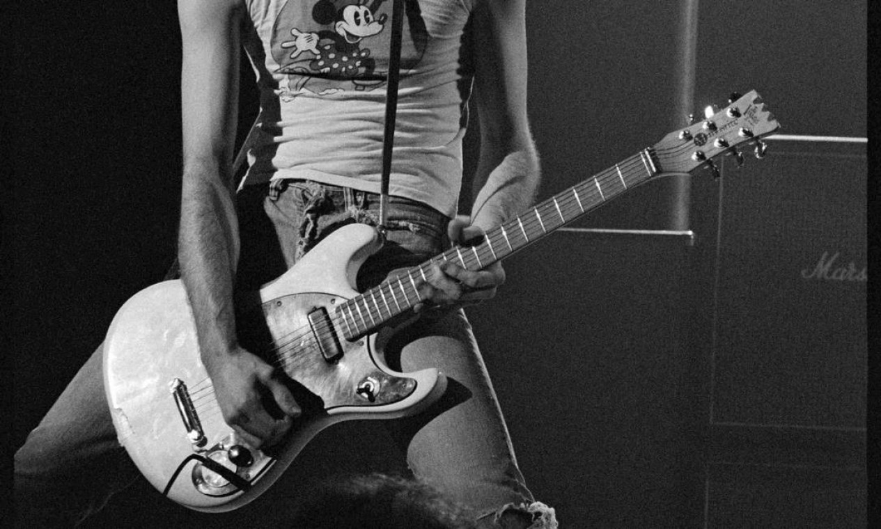Biografia de Johnny Ramone esmiúça vida do ícone punk - Jornal O Globo