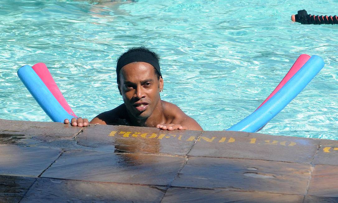 Zinho chega para pôr Ronaldinho Gaúcho em forma - Jornal O Globo