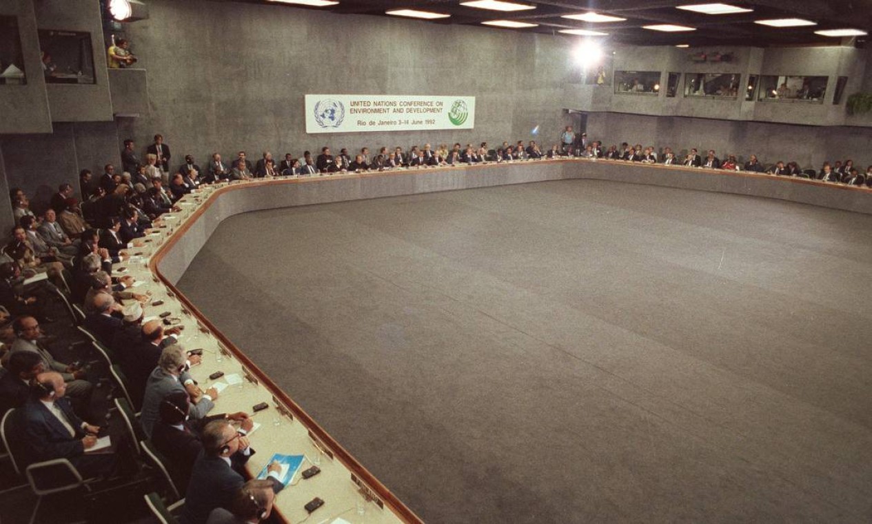 Experts fear setback in Rio 92 Earth Summit achievements. - Jornal O Globo