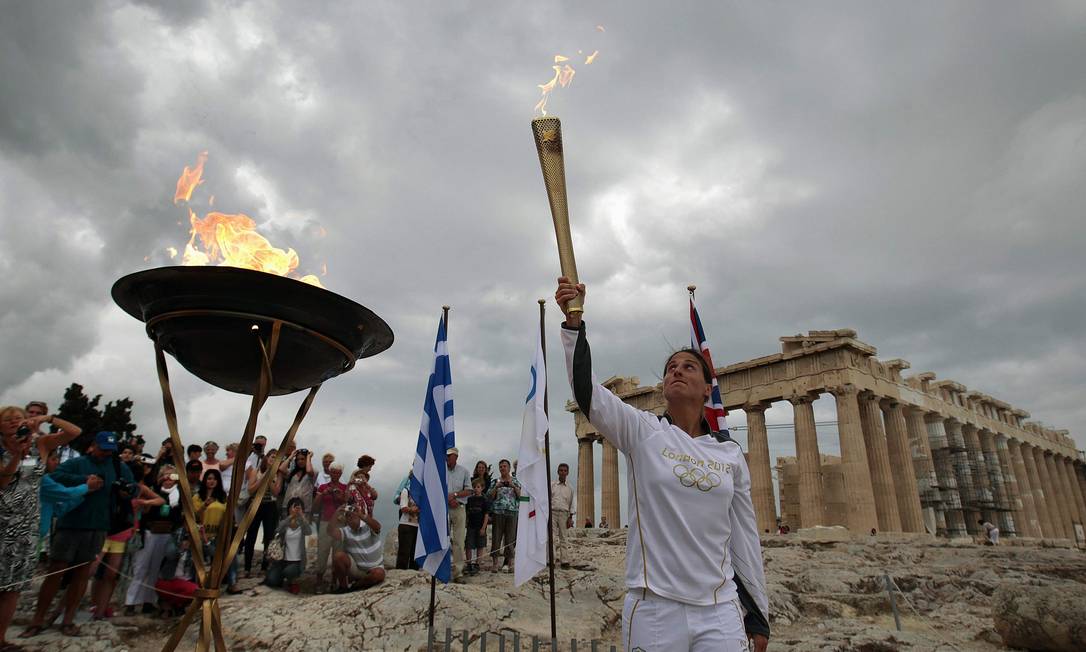 Pela primeira vez, tocha olímpica vai visitar a sede da ONU - Jornal O ...