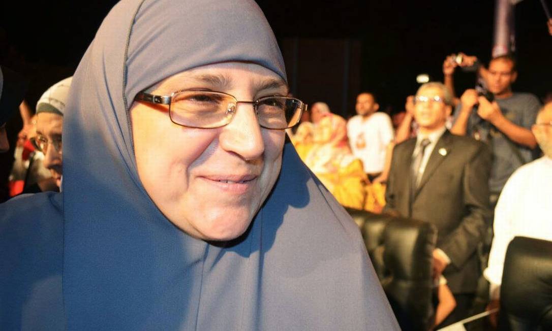 Nova primeira-dama do Egito destoa de antecessoras - Jornal O Globo