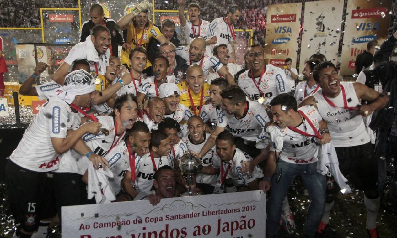 Paulinho e Ralf vibram após o título: 'Entramos para a história ...