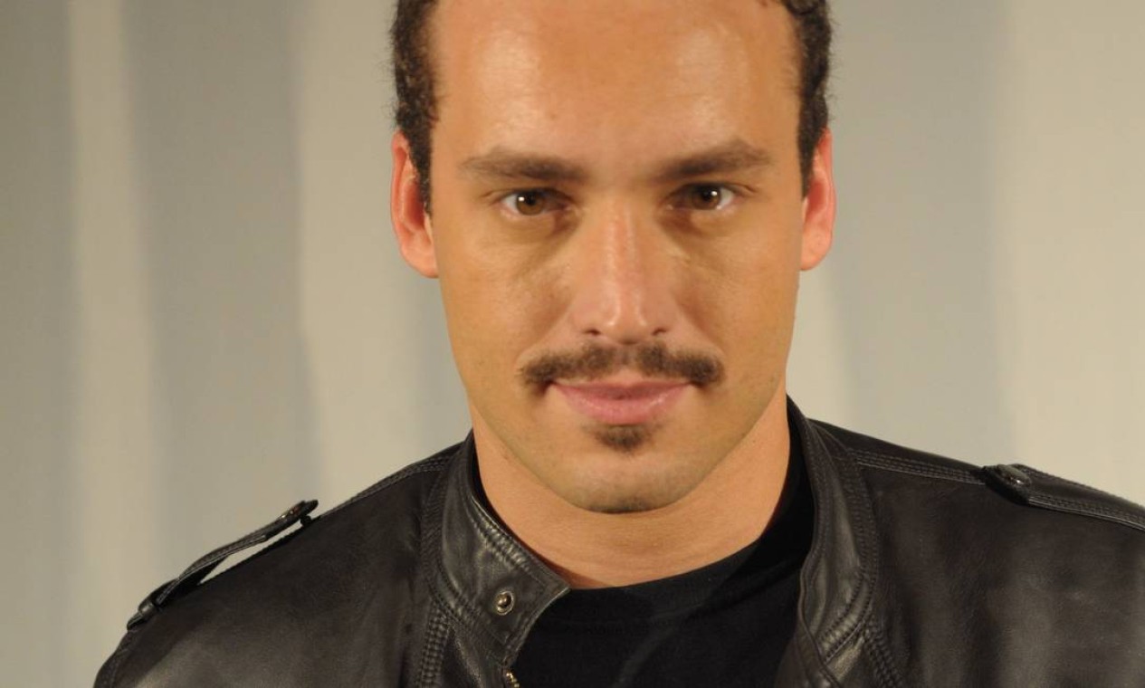 Rodrigo Andrade fala das cenas de sexo de ‘Gabriela’ - Jornal O Globo