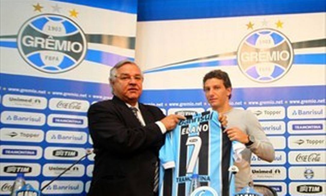 Elano é apresentado como novo reforço do Grêmio - Jornal O Globo