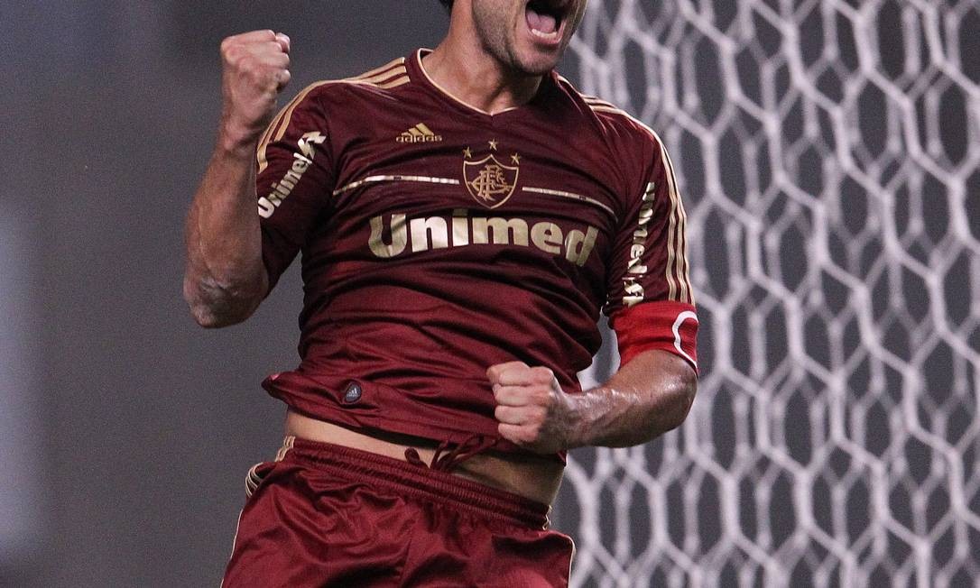 Em noite de Fred, Fluminense goleia o Bahia no Engenhão - Jornal O Globo