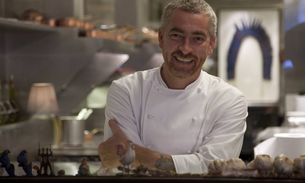 Alex Atala: chef mais premiado do país já foi pintor e DJ - Jornal O Globo