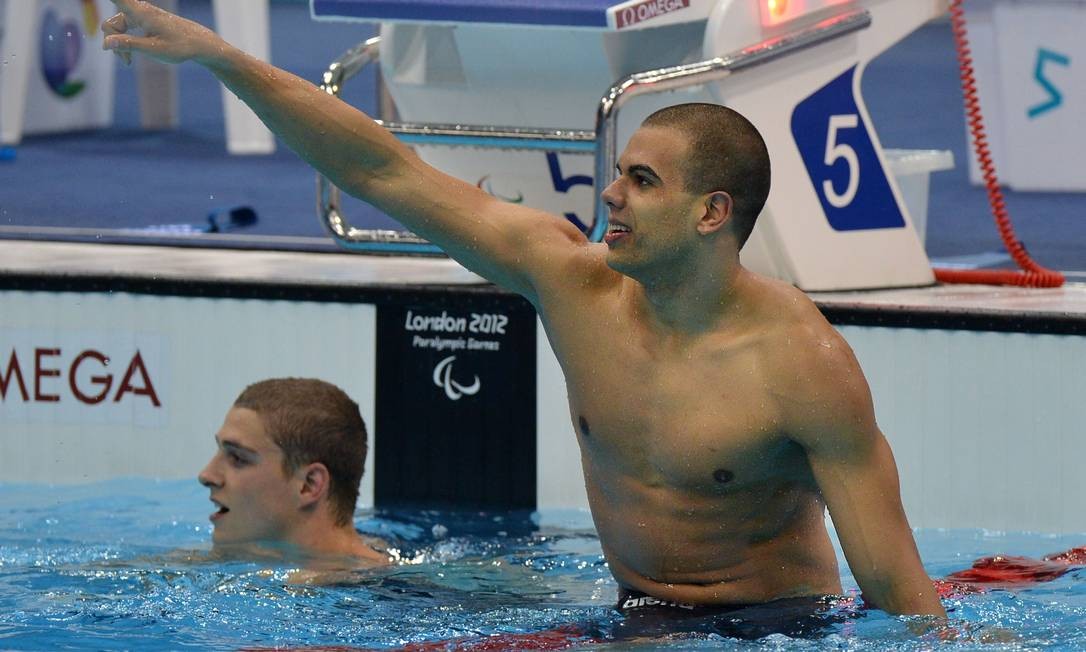 André Brasil é ouro e bate recorde mundial nos 50m - Jornal O Globo
