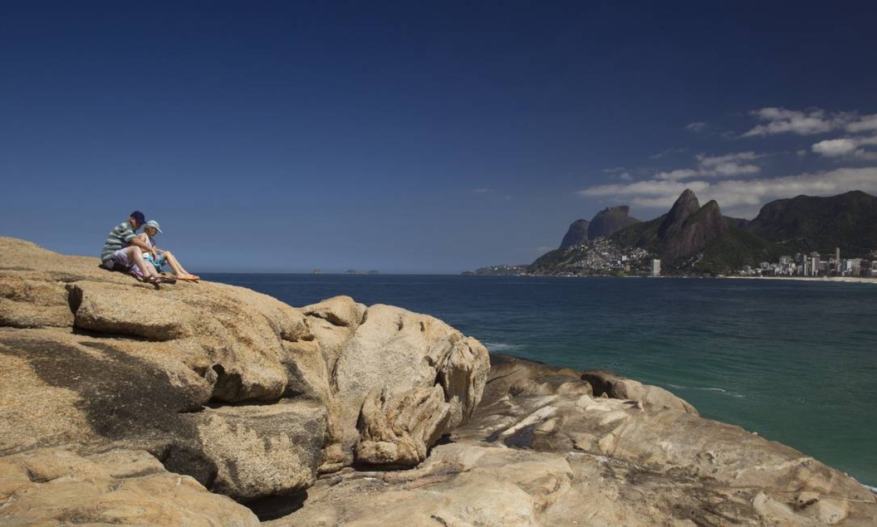 Dia ensolarado convida carioca a passear - Jornal O Globo