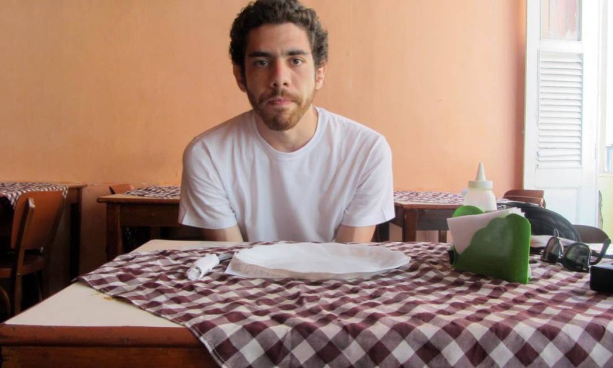 A solução pela poesia de Luca Argel - Jornal O Globo