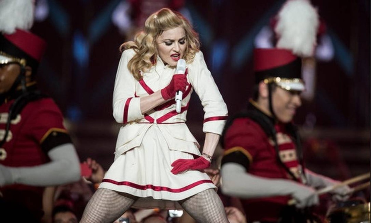Madonna surpreende e interage mais com o público durante show em Nova ...
