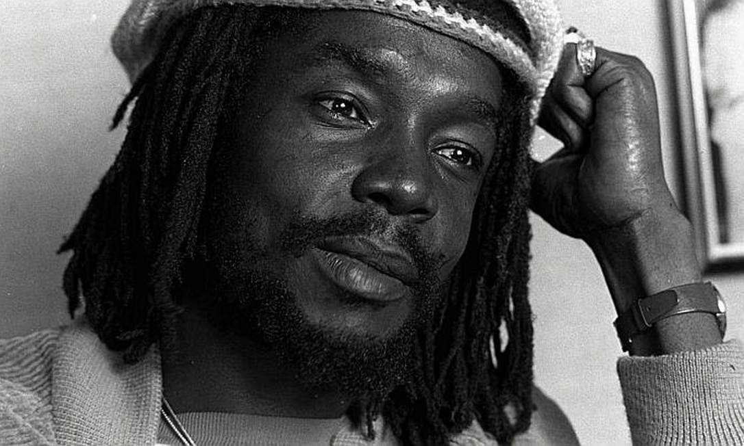 Peter Tosh homenageado pelo governo jamaicano 25 anos após sua morte ...