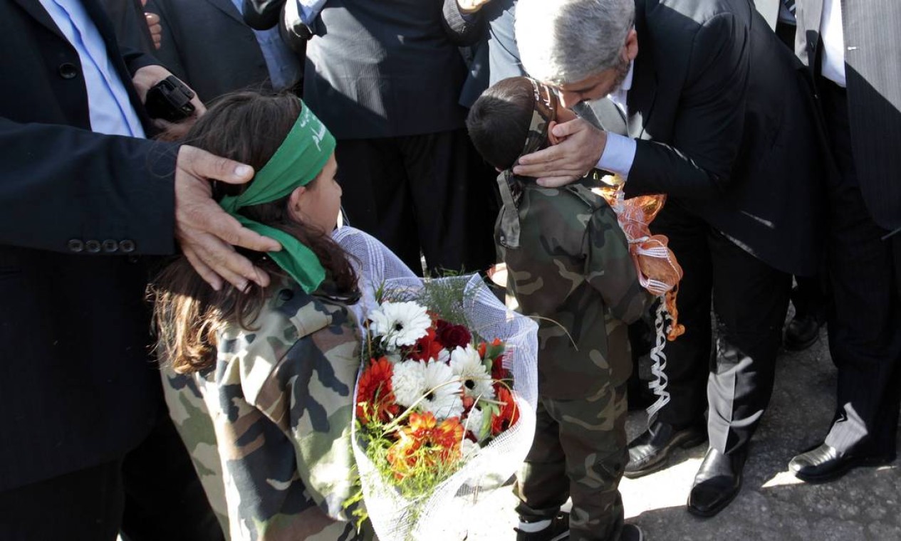 Fim do exílio: Khaled Meshaal chega a Gaza - Jornal O Globo