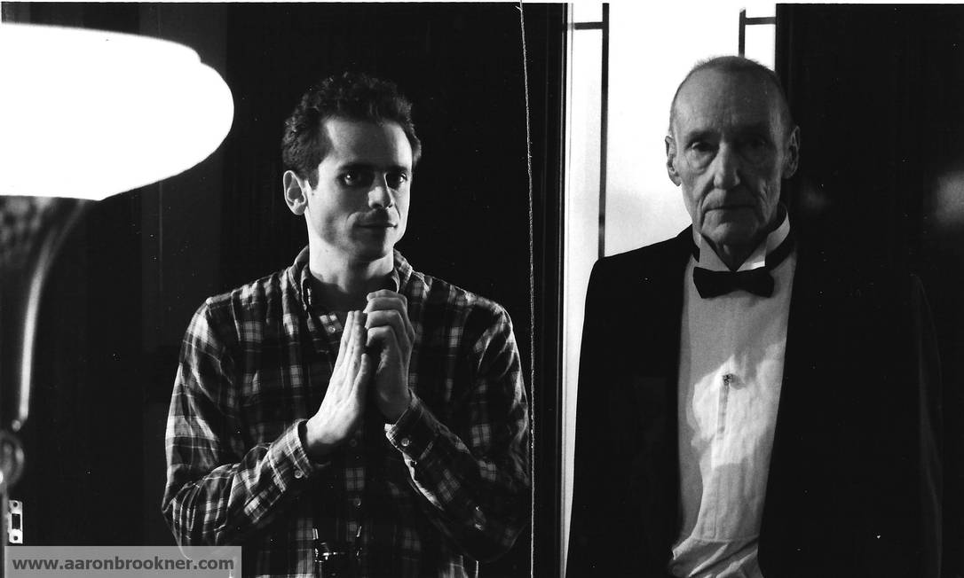 Perdido desde 1989, documentário sobre o escritor William S. Burroughs ...