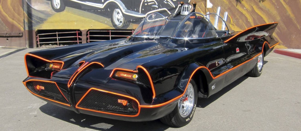 Batmóvel é vendido por US$ 4,62 milhões em leilão - Jornal O Globo