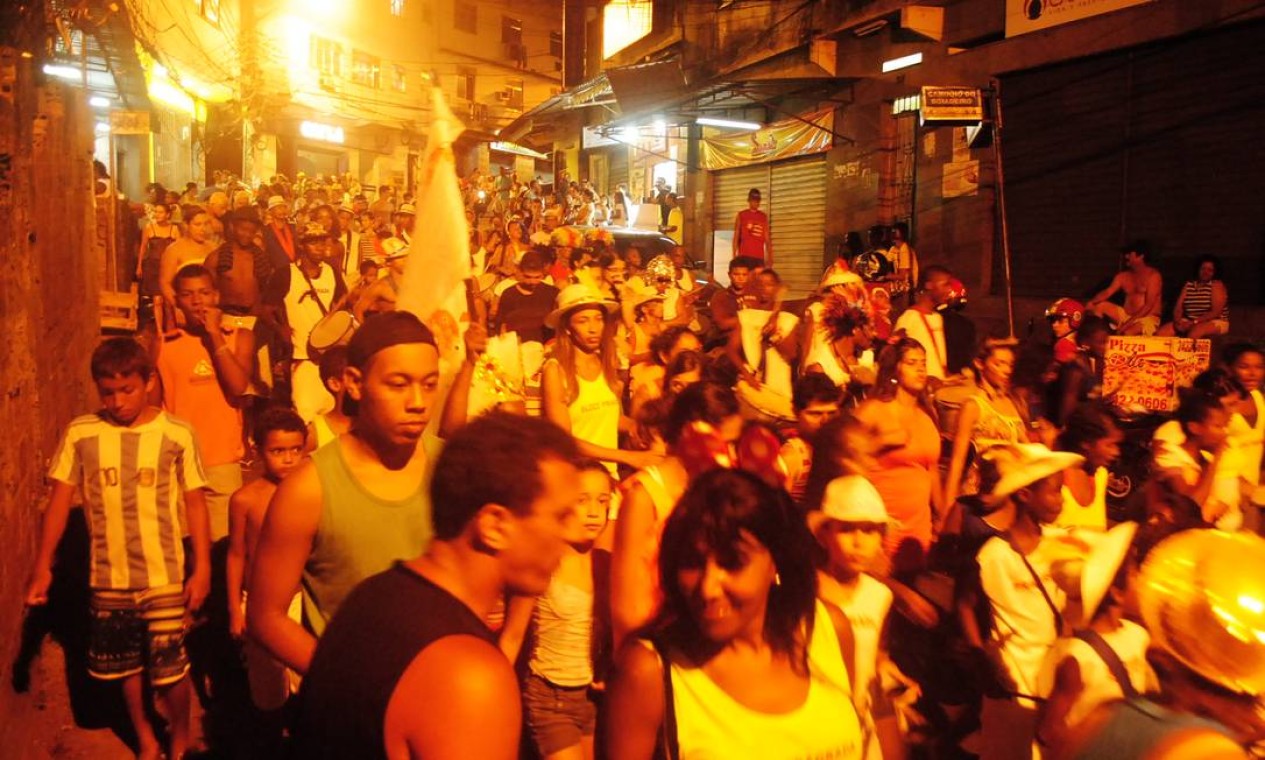 Blocos da Rocinha oficializam desfiles para melhorar organização ...