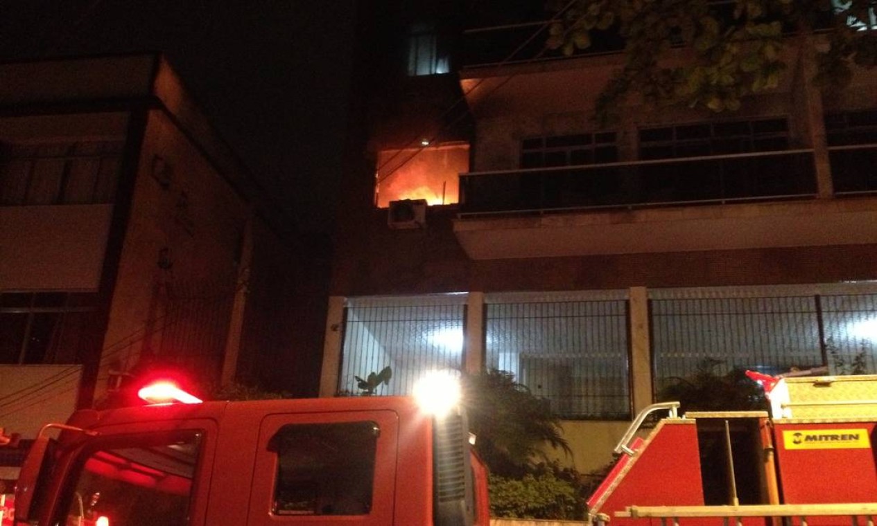 Incêndio atinge apartamento residencial na Ilha do Governador - Jornal ...