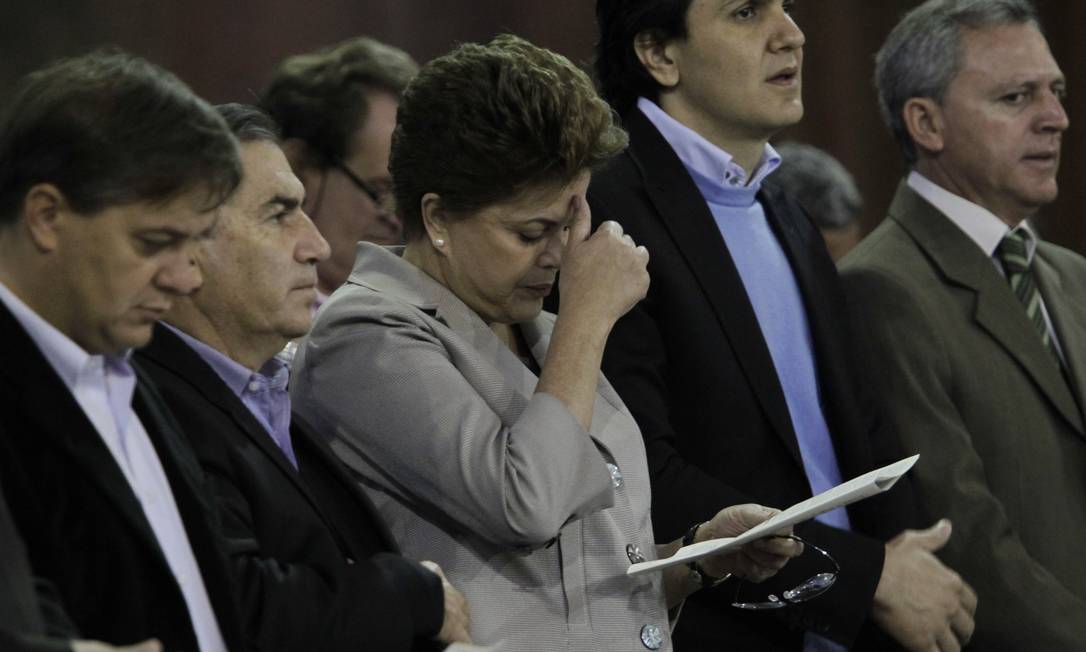 Em nota, Dilma recorda gestos de apreço de Bento XVI com o Brasil ...
