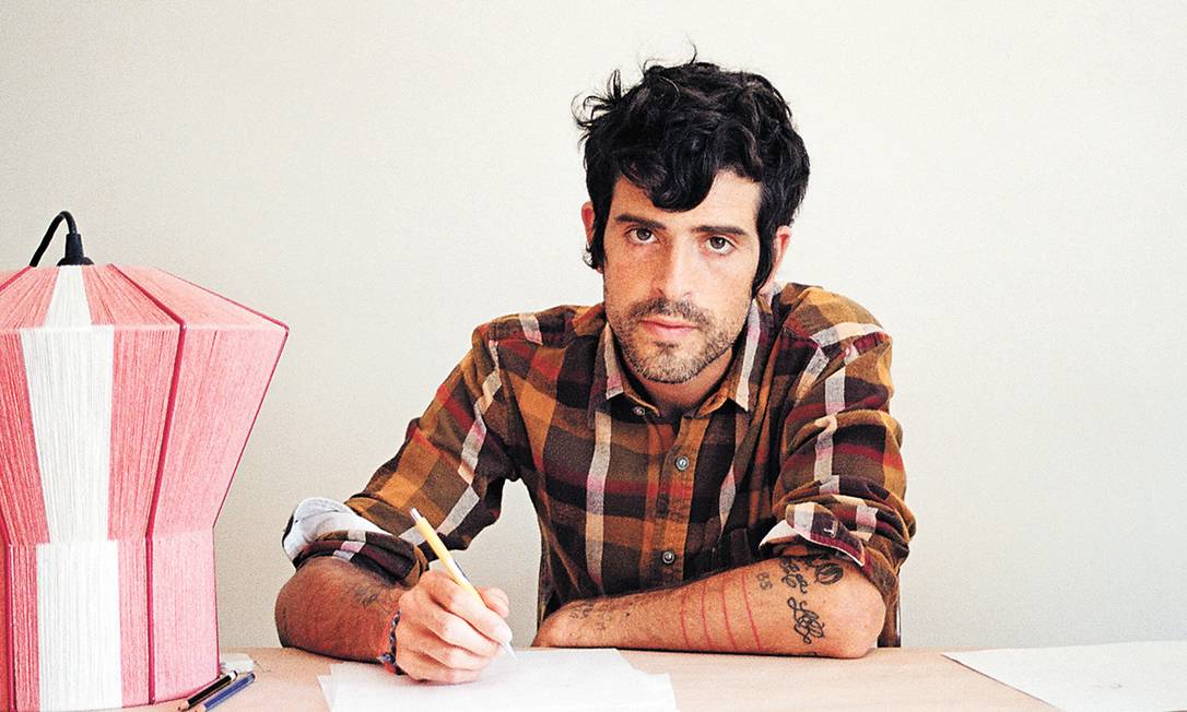 A versatilidade do ‘hippie’ multimídia Devendra Banhart - Jornal O Globo